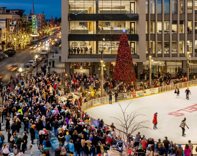 Holiday Tree Lighting at Broadway Square | Fargo Parks